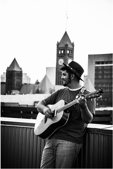 Alum Jake Jones strums his way to the top - The Gustavian Weekly